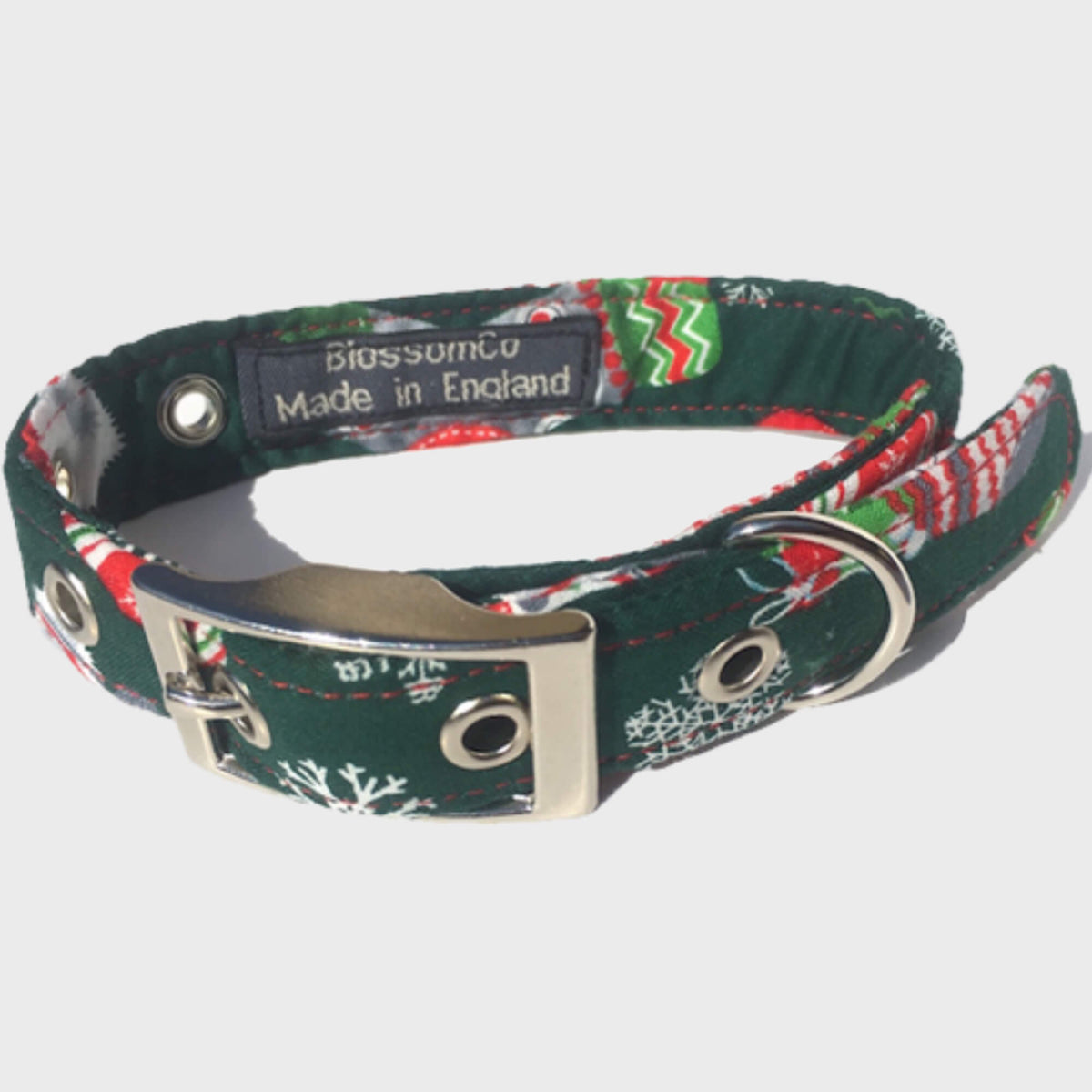 Christmas Dreams Dog Collar | Slickers Doghouse | Dog Shop Cornwall ...